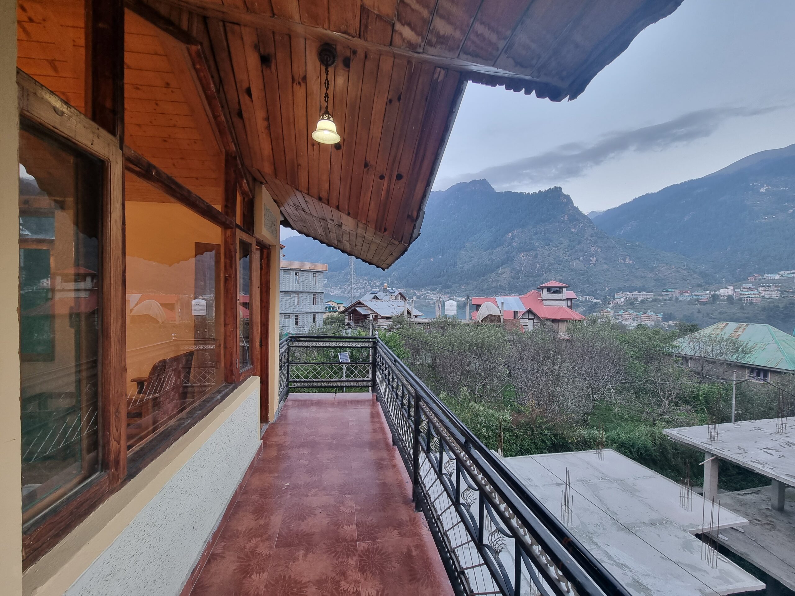 Villas in Manali for Families & Groups - The Cozy Nook
